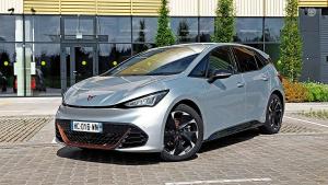 Серый Cupra Born 2025 в Вильнюс, объемом двигателя 0.00 л и пробегом 29 тыс. км за 29300 €, фото  на AUTOMOTO.COM.LV