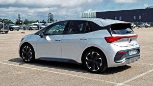 Pelēks Cupra Born 2025 Viļņa, ar dzinēja tilpumu 0.00 L un nobraukumu 29 tūkst. km par 29300 €, foto 13 vietnē AUTOMOTO.COM.LV