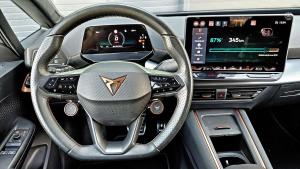 Pelēks Cupra Born 2025 Viļņa, ar dzinēja tilpumu 0.00 L un nobraukumu 29 tūkst. km par 29300 €, foto 16 vietnē AUTOMOTO.COM.LV