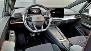 Pelēks Cupra Born 2025 Viļņa, ar dzinēja tilpumu 0.00 L un nobraukumu 29 tūkst. km par 29300 €, foto 21 vietnē AUTOMOTO.COM.LV