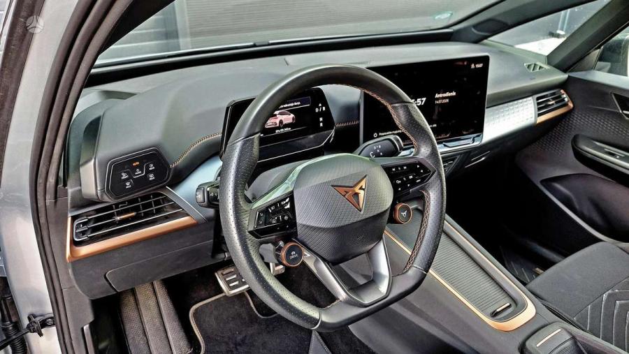 Pelēks Cupra Born 2025 Viļņa, ar dzinēja tilpumu 0.00 L un nobraukumu 29 tūkst. km par 29300 €, foto 22 vietnē AUTOMOTO.COM.LV