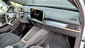 Pelēks Cupra Born 2025 Viļņa, ar dzinēja tilpumu 0.00 L un nobraukumu 29 tūkst. km par 29300 €, foto 24 vietnē AUTOMOTO.COM.LV