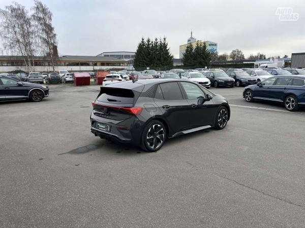 Pelēks Cupra Born 2023 Kauņa, ar dzinēja tilpumu 0.00 L un nobraukumu 26 tūkst. km par 26376 €, foto 7 vietnē AUTOMOTO.COM.LV