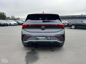 Pelēks Cupra Born 2023 Kauņa, ar dzinēja tilpumu 0.00 L un nobraukumu 26 tūkst. km par 26376 €, foto 8 vietnē AUTOMOTO.COM.LV