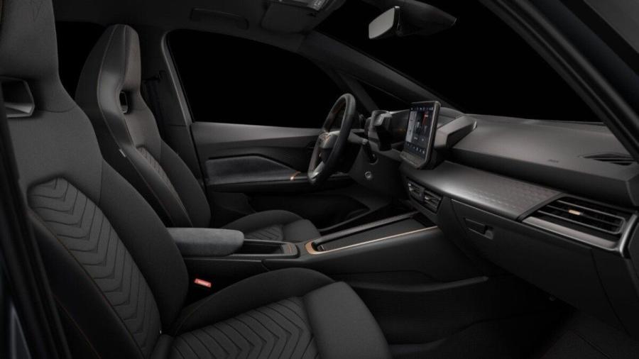 Pelēks Cupra Born 2023 Mārupe, ar dzinēja tilpumu 0.00 L un nobraukumu 99 tūkst. km par 25900 €, foto 8 vietnē AUTOMOTO.COM.LV