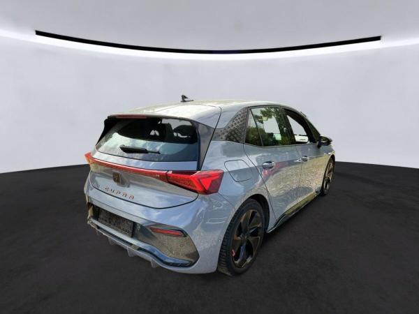 Серый Cupra Born 2022 в Таллин, объемом двигателя 0.10 л и пробегом 45 тыс. км за 26900 €, фото 3 на AUTOMOTO.COM.LV