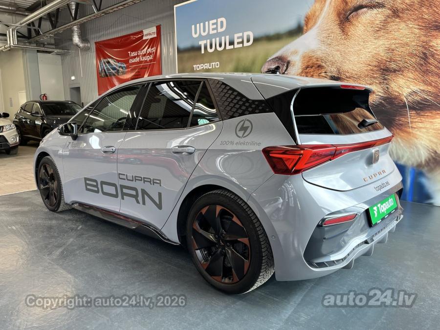 Серый Cupra Born 2023 в Таллин, объемом двигателя 0.00 л и пробегом 47 тыс. км за 47840 €, фото 4 на AUTOMOTO.COM.LV