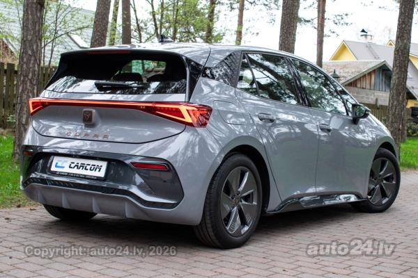Серый Cupra Born 2023 в Таллин, объемом двигателя 0.00 л и пробегом 59 тыс. км за 26990 €, фото 2 на AUTOMOTO.COM.LV