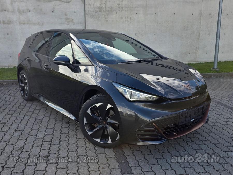 Серый Cupra Born 2023 в Вильянди, объемом двигателя 0.00 л и пробегом 128 тыс. км за 24700 €, фото 1 на AUTOMOTO.COM.LV