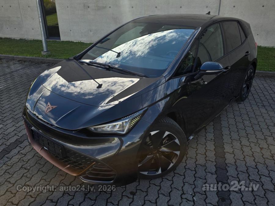 Серый Cupra Born 2023 в Вильянди, объемом двигателя 0.00 л и пробегом 128 тыс. км за 24700 €, фото 23 на AUTOMOTO.COM.LV