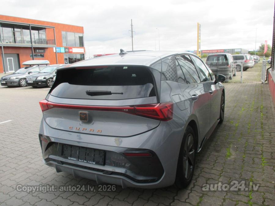 Серый Cupra Born 2023 в Тарту, объемом двигателя 0.00 л и пробегом 62 тыс. км за 23990 €, фото 7 на AUTOMOTO.COM.LV