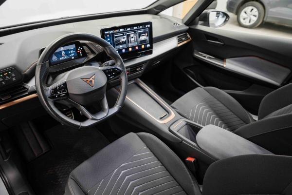 Pelēks Cupra Born 2024 Tallina, ar dzinēja tilpumu 0.00 L un nobraukumu 0 tūkst. km par 29900 €, foto 8 vietnē AUTOMOTO.COM.LV