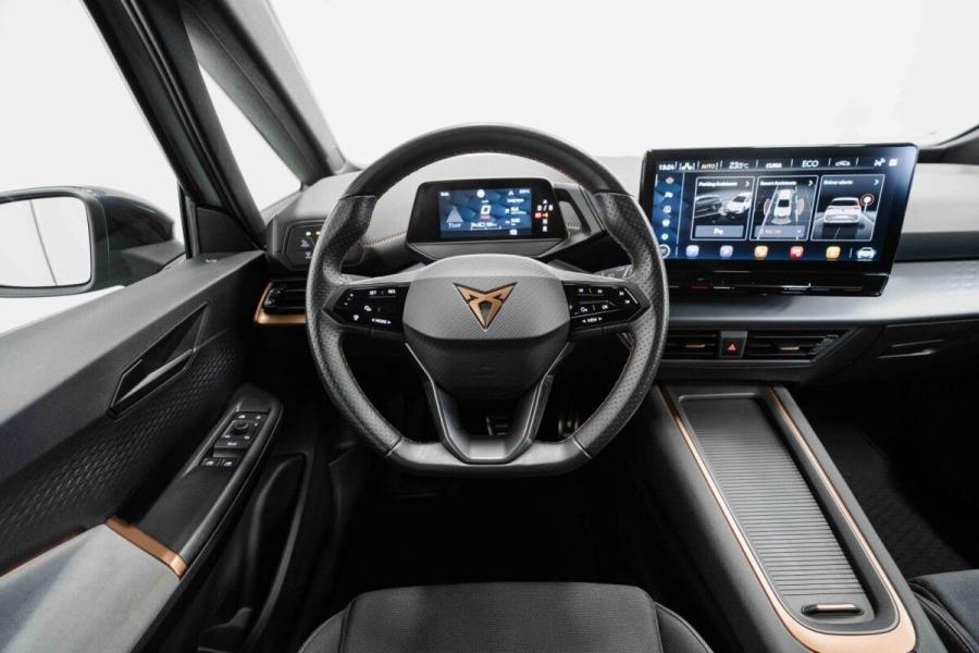Pelēks Cupra Born 2024 Tallina, ar dzinēja tilpumu 0.00 L un nobraukumu 24 tūkst. km par 29900 €, foto 11 vietnē AUTOMOTO.COM.LV