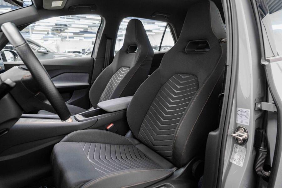 Pelēks Cupra Born 2024 Tallina, ar dzinēja tilpumu 0.00 L un nobraukumu 24 tūkst. km par 29900 €, foto 15 vietnē AUTOMOTO.COM.LV