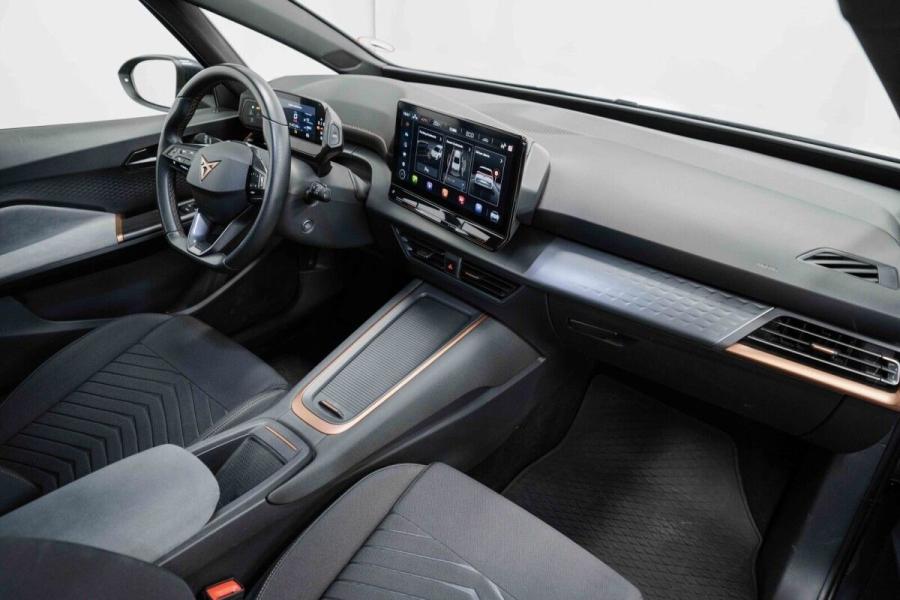 Grey Cupra Born 2024 in Tallinn, with an engine capacity of 0.00 L and mileage of 53 thousand km for 27900 €, photo 8 on AUTOMOTO.COM.LV