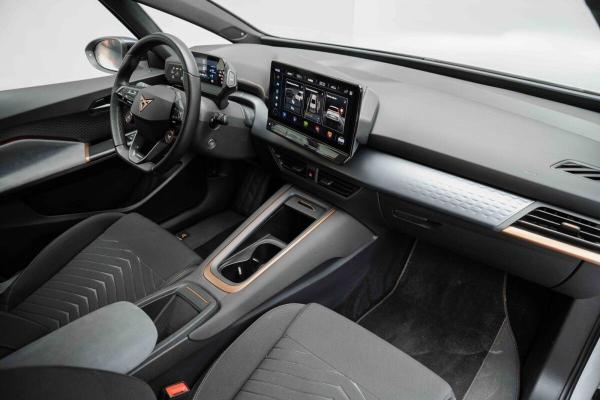 Cupra Born 2022 in Peetri, with an engine capacity of 0.00 L and mileage of 65 thousand km for 28150 €, photo 10 on AUTOMOTO.COM.LV
