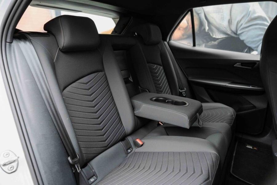 Cupra Born 2022 Peetri, ar dzinēja tilpumu 0.00 L un nobraukumu 65 tūkst. km par 28150 €, foto 12 vietnē AUTOMOTO.COM.LV