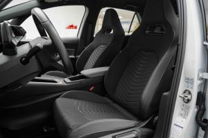 Cupra Born 2022 Peetri, ar dzinēja tilpumu 0.00 L un nobraukumu 65 tūkst. km par 28150 €, foto 13 vietnē AUTOMOTO.COM.LV
