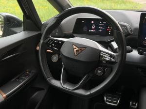 Cupra Born 2023 Rīga, ar dzinēja tilpumu 0.00 L un nobraukumu 46 tūkst. km par 27280 €, foto 17 vietnē AUTOMOTO.COM.LV