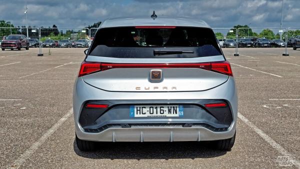 Cupra Born 2025 Viļņa vietnē Cupra Born 2025 Viļņa, ar dzinēja tilpumu 0.00 L un nobraukumu 29 tūkst. km par 29300 €, foto 8 vietnē AUTOMOTO.COM.LV