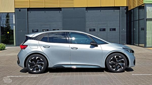 Cupra Born 2025 Viļņa vietnē Cupra Born 2025 Viļņa, ar dzinēja tilpumu 0.00 L un nobraukumu 29 tūkst. km par 29300 €, foto 10 vietnē AUTOMOTO.COM.LV