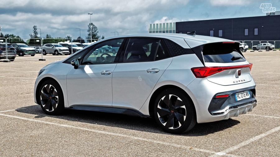 Cupra Born 2025 в Вильнюс, объемом двигателя 0.00 л и пробегом 29 тыс. км за 29300 €, фото 13 на AUTOMOTO.COM.LV