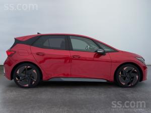 Red Cupra Born 2022 in Riga, with an engine capacity of 0.00 L and mileage of 64 thousand km for 23530 €, photo 6 on AUTOMOTO.COM.LV