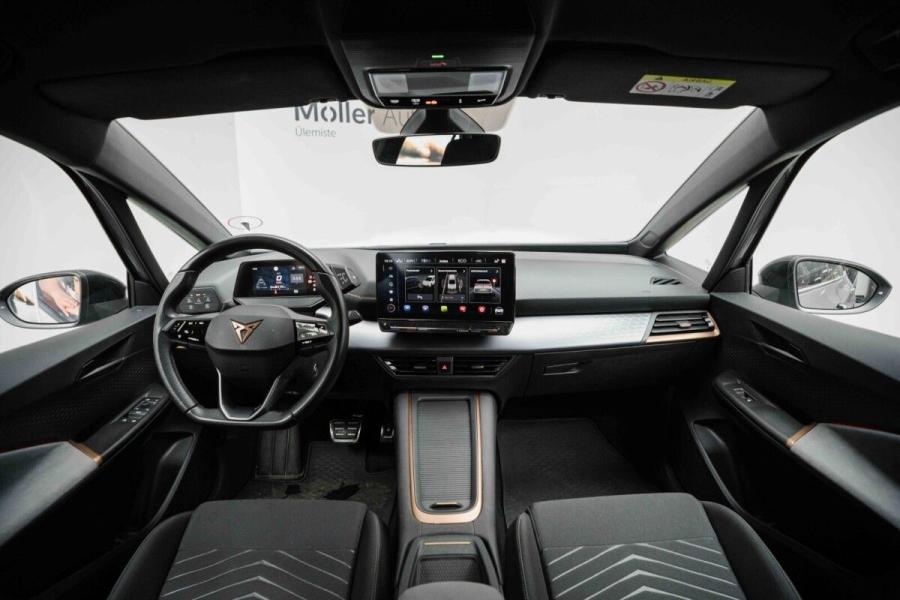 Cupra Born 2024 Peetri, ar dzinēja tilpumu 0.10 L un nobraukumu 0 tūkst. km par 30400 €, foto 8 vietnē AUTOMOTO.COM.LV