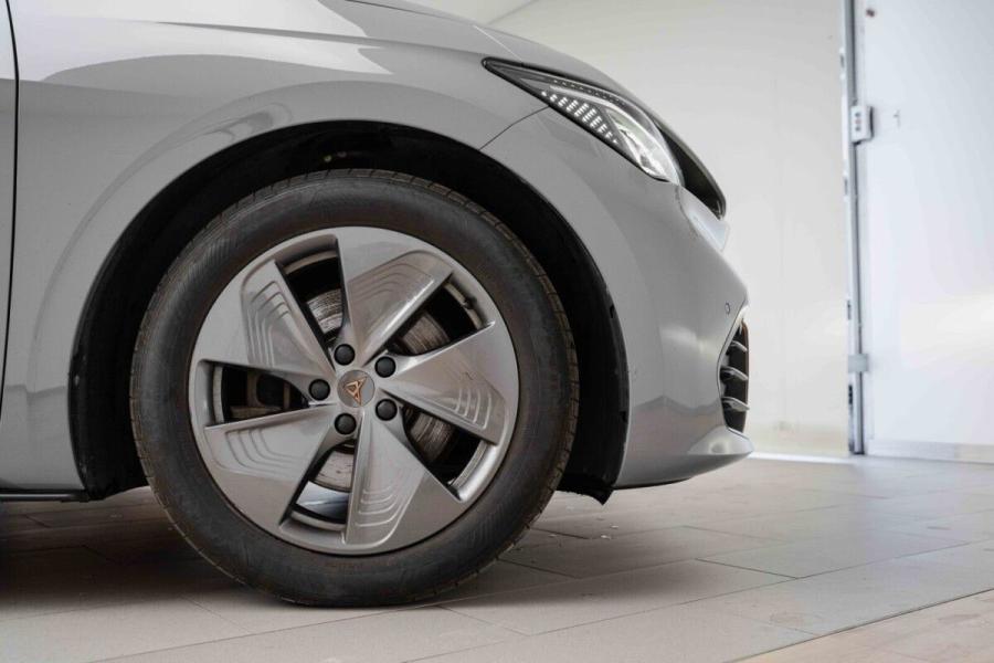 Cupra Born 2024 Peetri, ar dzinēja tilpumu 0.10 L un nobraukumu 0 tūkst. km par 30400 €, foto 17 vietnē AUTOMOTO.COM.LV