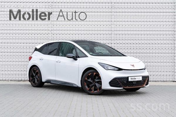 Белый Cupra Born 2022 в Рига, объемом двигателя 0.00 л и пробегом 59 тыс. км за 24500 €, фото 2 на AUTOMOTO.COM.LV