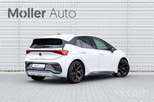 Белый Cupra Born 2022 в Рига, объемом двигателя 0.00 л и пробегом 59 тыс. км за 23850 €, фото 4 на AUTOMOTO.COM.LV