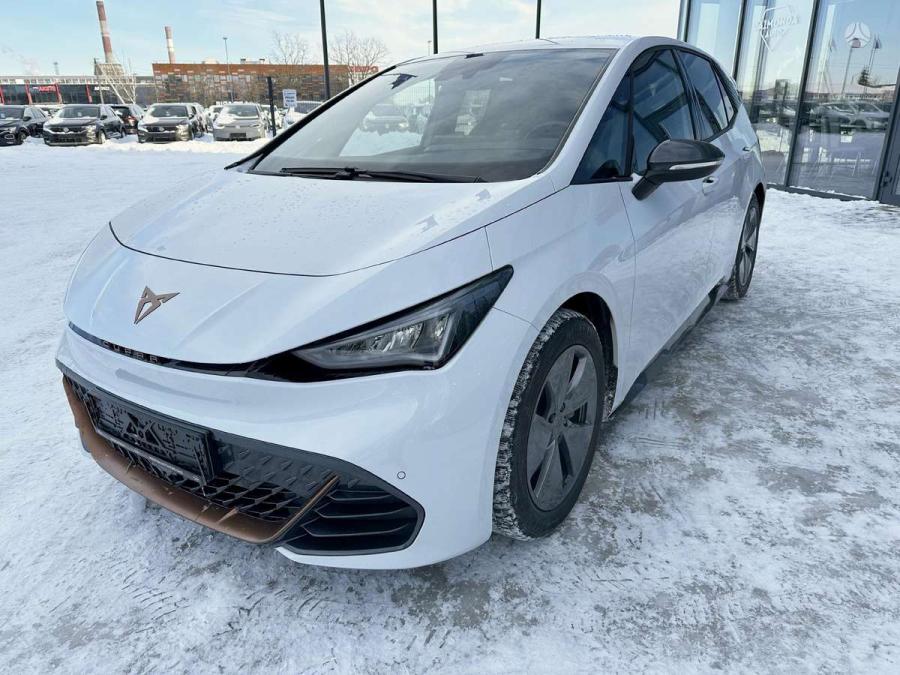 Balts Cupra Born 2022 Kauņa, ar dzinēja tilpumu 0.00 L un nobraukumu 164 tūkst. km par 15900 €, foto 1 vietnē AUTOMOTO.COM.LV