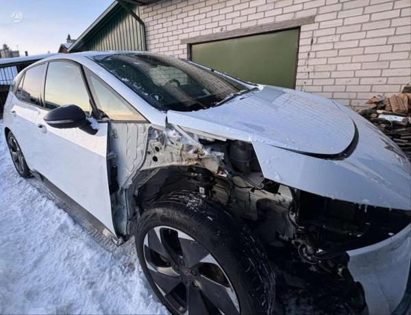 Белый Cupra Born 2022 в Каунас, объемом двигателя 0.00 л и пробегом 51 тыс. км за 11700 €, фото 11 на AUTOMOTO.COM.LV