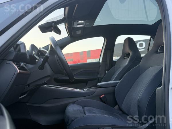Белый Cupra Born 2022 в Рига, объемом двигателя 0.00 л и пробегом 39 тыс. км за 23700 €, фото 7 на AUTOMOTO.COM.LV
