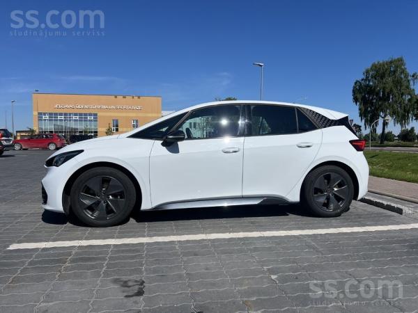 White Cupra Born 2022 in Jelgava, with an engine capacity of 0.00 L and mileage of 56 thousand km for 22500 €, photo 3 on AUTOMOTO.COM.LV