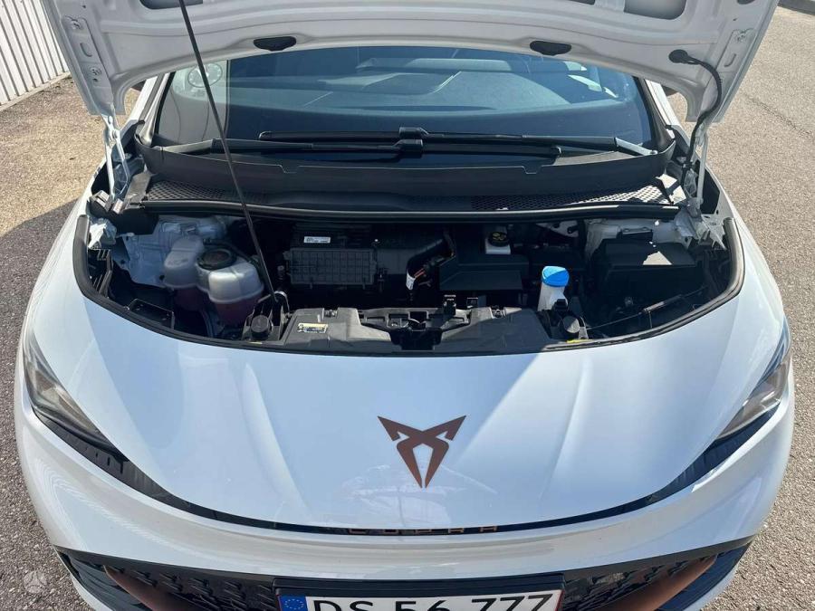 Balts Cupra Born 2022 Kauņa, ar dzinēja tilpumu 0.00 L un nobraukumu 55 tūkst. km par 20800 €, foto 9 vietnē AUTOMOTO.COM.LV