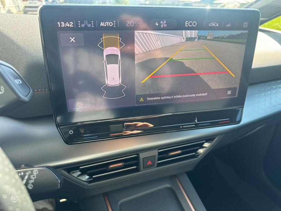 Balts Cupra Born 2022 Kauņa, ar dzinēja tilpumu 0.00 L un nobraukumu 55 tūkst. km par 20800 €, foto 19 vietnē AUTOMOTO.COM.LV