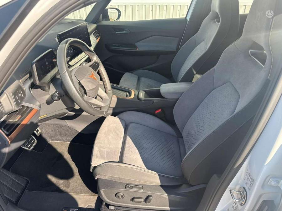 Balts Cupra Born 2022 Kauņa, ar dzinēja tilpumu 0.00 L un nobraukumu 55 tūkst. km par 20800 €, foto 20 vietnē AUTOMOTO.COM.LV