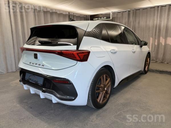 Balts Cupra Born 2023 Rīga, ar dzinēja tilpumu 0.00 L un nobraukumu 99 tūkst. km par 22990 €, foto 4 vietnē AUTOMOTO.COM.LV