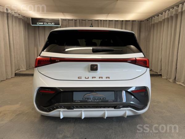 Balts Cupra Born 2023 Rīga, ar dzinēja tilpumu 0.00 L un nobraukumu 99 tūkst. km par 22990 €, foto 5 vietnē AUTOMOTO.COM.LV