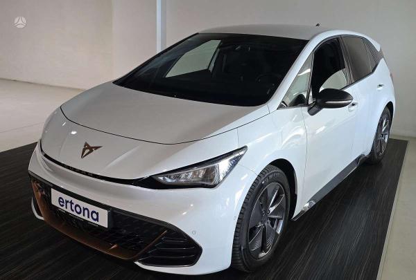 Белый Cupra Born 2023 в Шяуляй, объемом двигателя 0.00 л и пробегом 22 тыс. км за 24900 €, фото 2 на AUTOMOTO.COM.LV