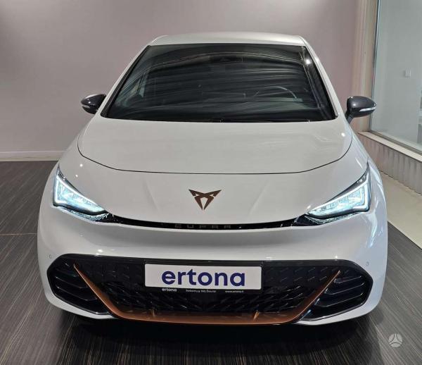Белый Cupra Born 2023 в Шяуляй, объемом двигателя 0.00 л и пробегом 22 тыс. км за 24900 €, фото 7 на AUTOMOTO.COM.LV