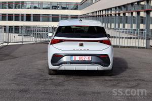 White Cupra Born 2024 in Riga, with an engine capacity of 0.00 L and mileage of 13 thousand km for 28800 €, photo 6 on AUTOMOTO.COM.LV