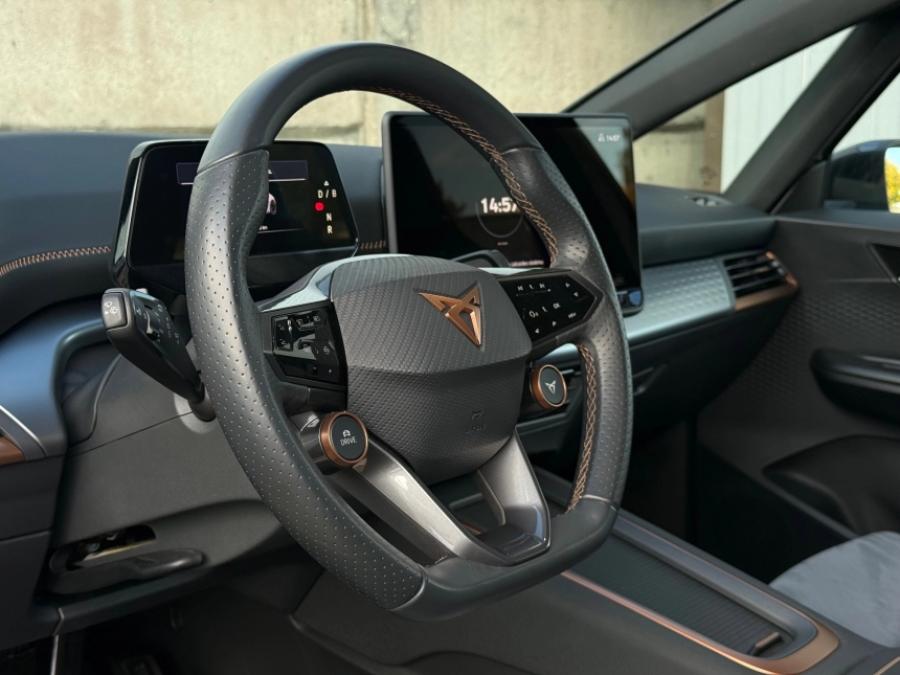 White Cupra Born 2024 in Riga, with an engine capacity of 0.00 L and mileage of 13 thousand km for 29980 €, photo 19 on AUTOMOTO.COM.LV