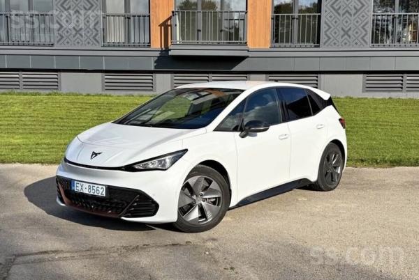 Balts Cupra Born 2024 Rīga, ar dzinēja tilpumu 0.00 L un nobraukumu 27 tūkst. km par 28900 €, foto 1 vietnē AUTOMOTO.COM.LV
