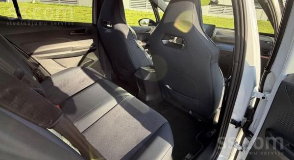Balts Cupra Born 2024 Rīga, ar dzinēja tilpumu 0.00 L un nobraukumu 27 tūkst. km par 28900 €, foto 8 vietnē AUTOMOTO.COM.LV