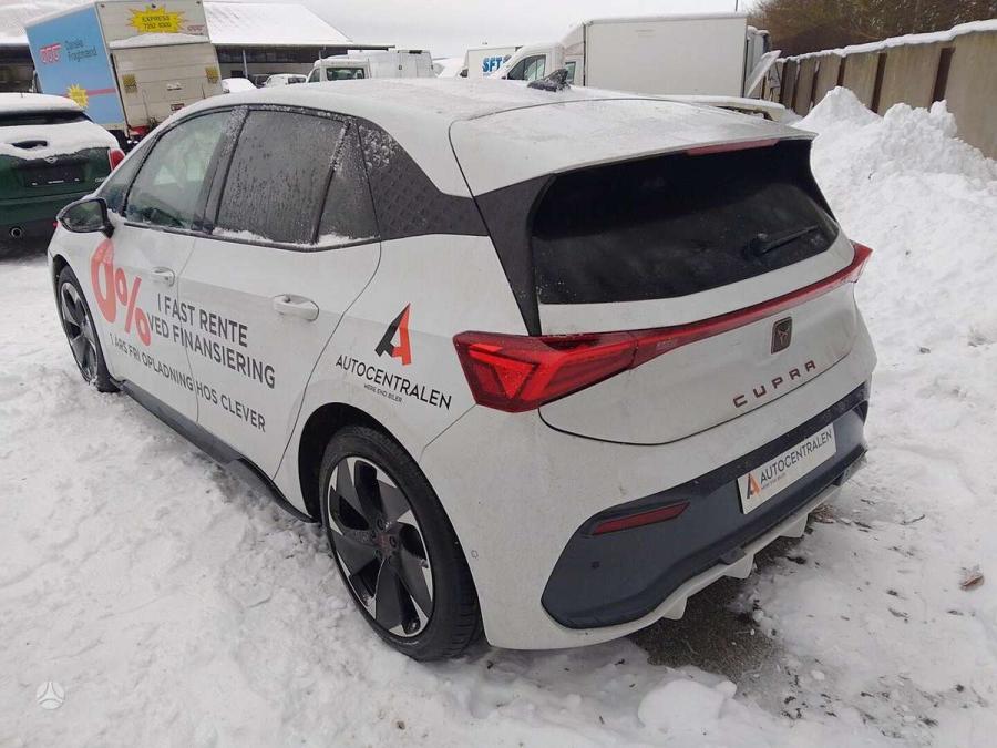 Белый Cupra Born 2026 в Шяуляй, объемом двигателя 0.00 л и пробегом 150 тыс. км за 21236 €, фото 4 на AUTOMOTO.COM.LV