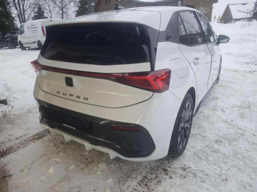 Balts Cupra Born 2022 Telšiai, ar dzinēja tilpumu 0.00 L un nobraukumu 50 tūkst. km par 9700 €, foto 8 vietnē AUTOMOTO.COM.LV