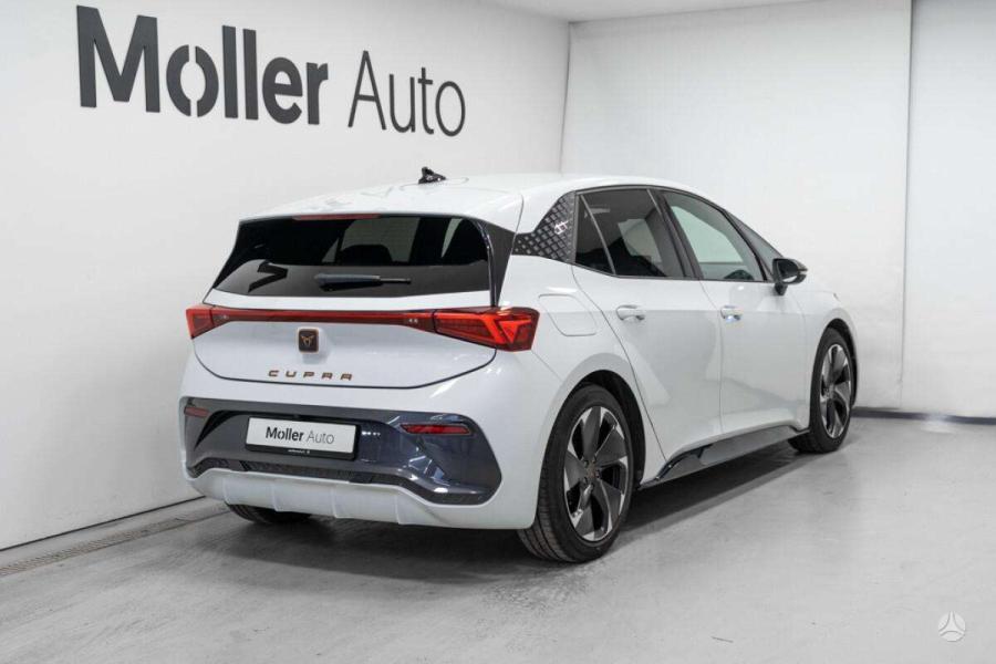 Balts Cupra Born 2022 Viļņa, ar dzinēja tilpumu 0.00 L un nobraukumu 80 tūkst. km par 24300 €, foto 4 vietnē AUTOMOTO.COM.LV