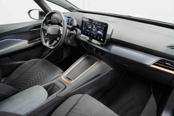 White Cupra Born 2022 in Tallinn, with an engine capacity of 0.10 L and mileage of 60 thousand km for 27900 €, photo 7 on AUTOMOTO.COM.LV